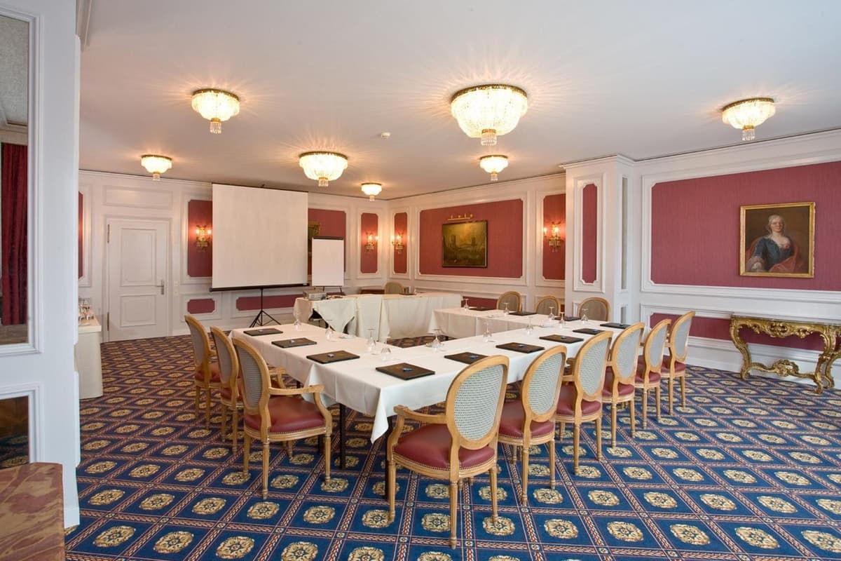 在 - Dayuse.com.hk位於Basel 的 Hotel City Inn Basel: 享受-44% 日間優惠