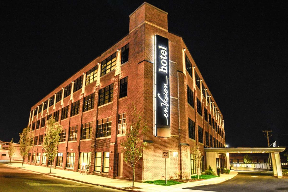 在 - Dayuse.com.hk位於Everett 的 enVision Hotel Boston-Everett: 享受-48% 日間優惠